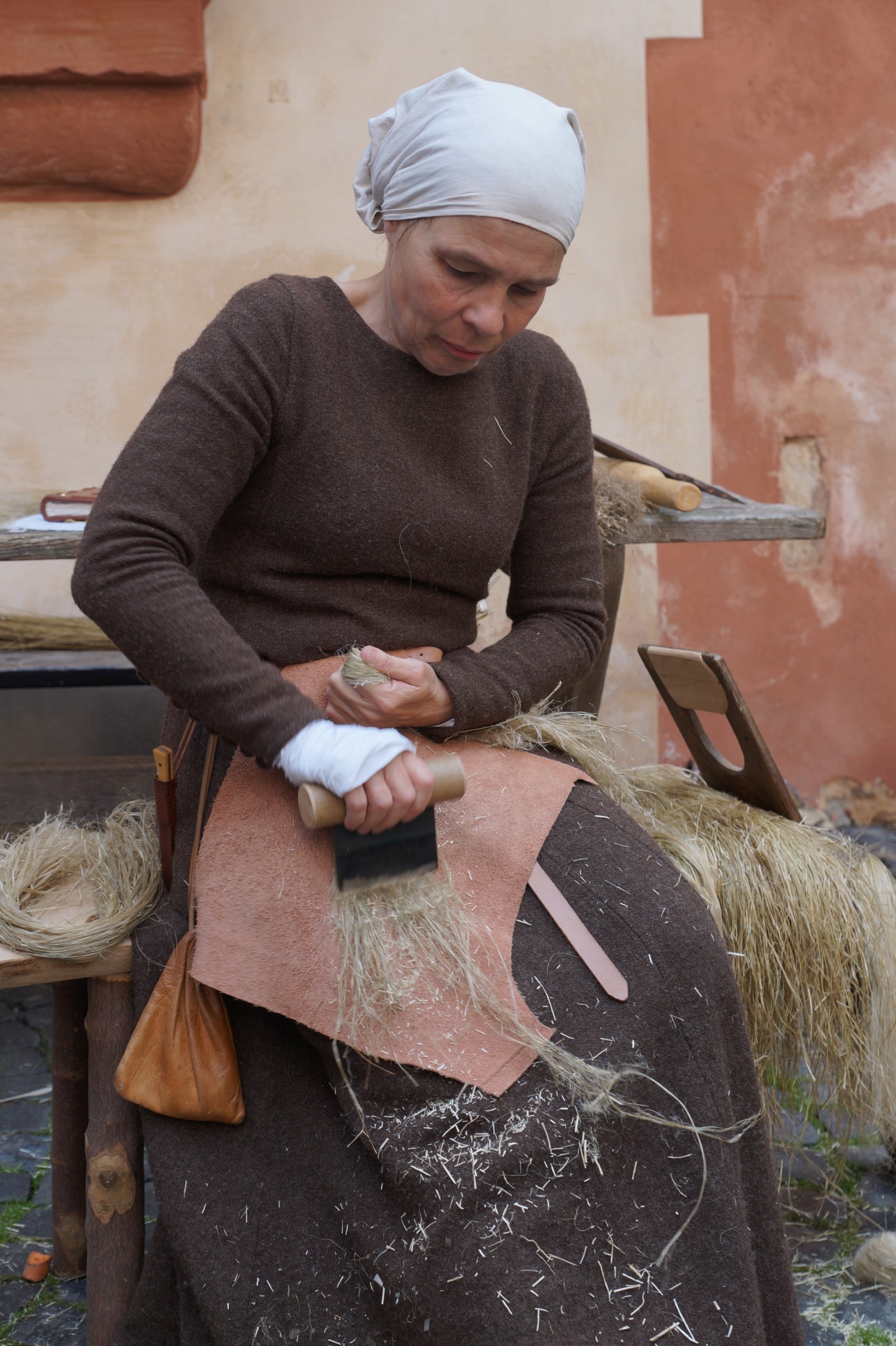 Flax Fibre Extraction Techniques in the Late Middle Ages | The EXARC ...