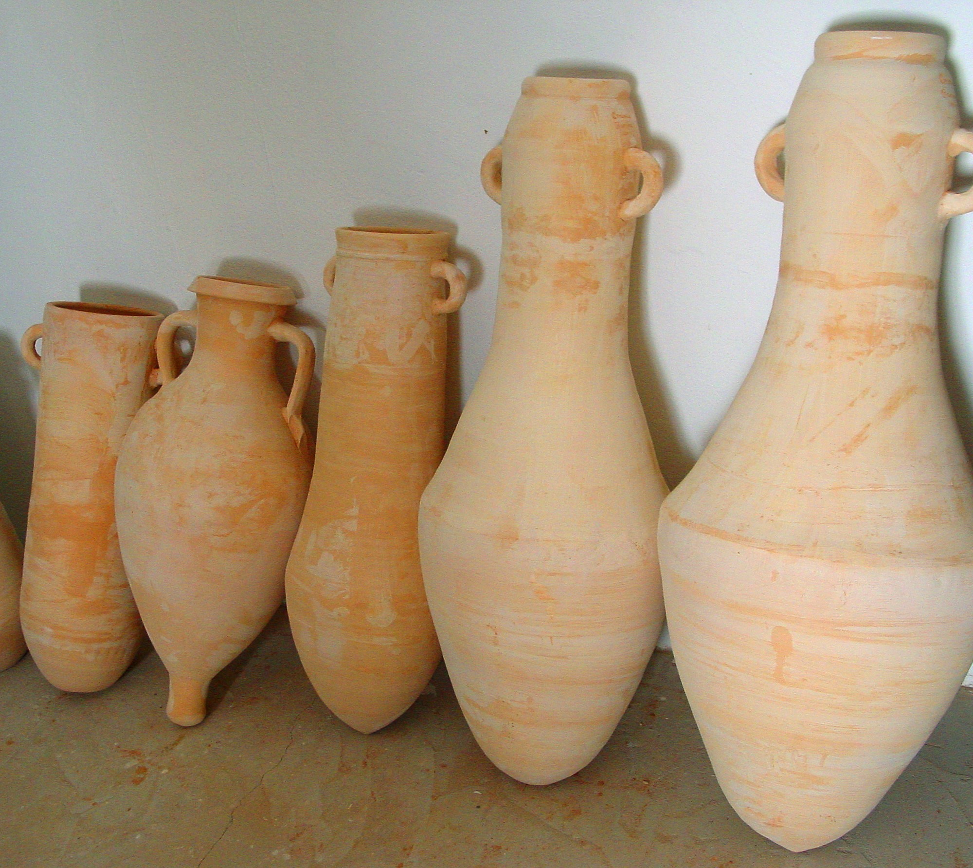 Throwing Punic Amphorae: An Archaeological and Experimental Approach to ...