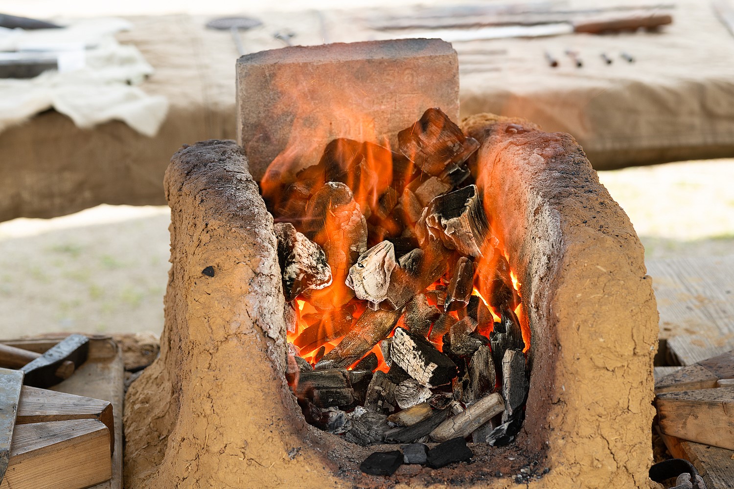 (Re)constructing an Early Medieval Irish Ard | The EXARC Journal