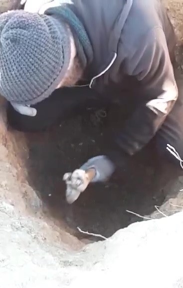 Experimental Approach to Flint Shaft Mining: Understanding the ...