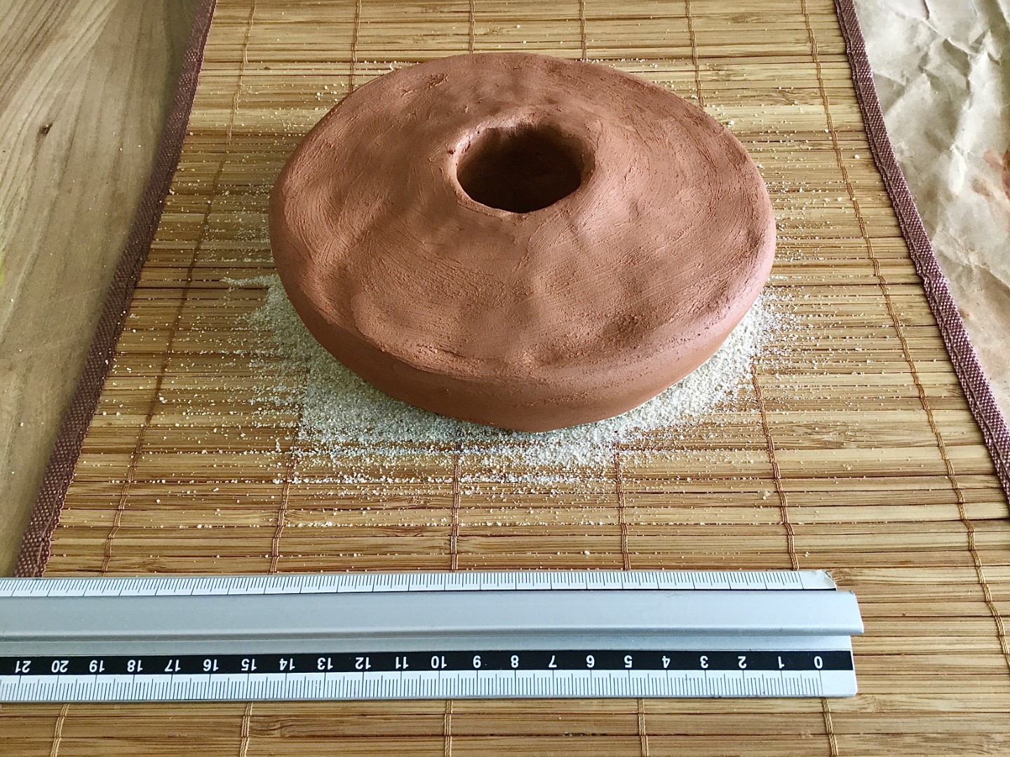 An Experiment with the Warp-weighted Loom and Heavy Loom Weights. The ...