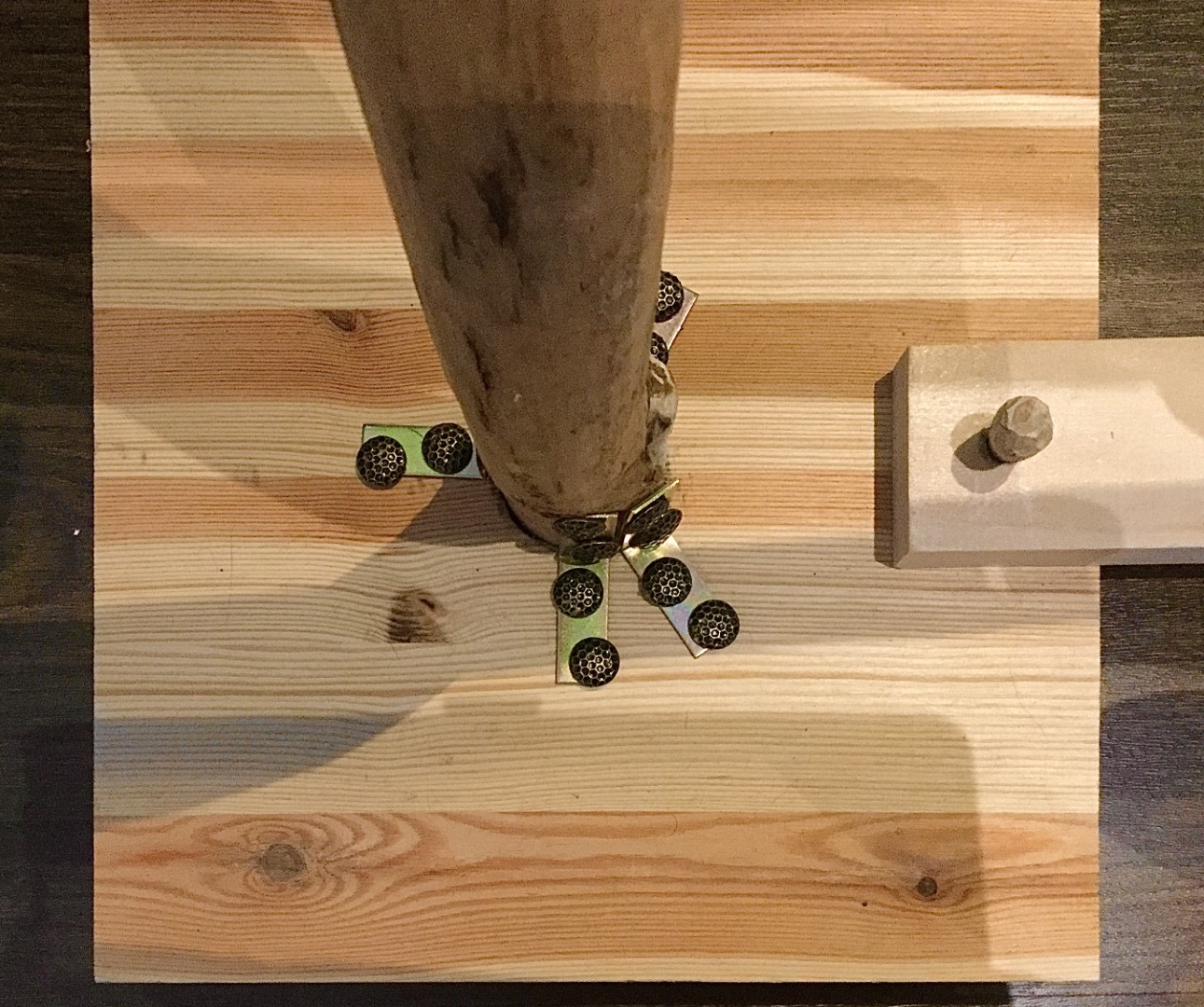 An Experiment with the Warp-weighted Loom and Heavy Loom Weights. The ...