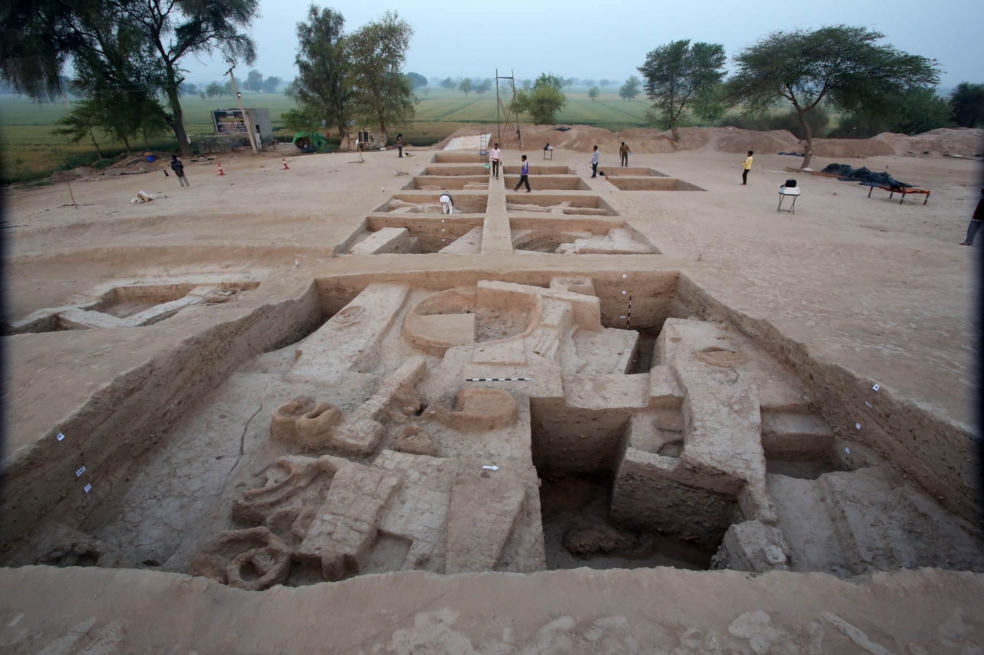 Reconstructing the Pyrotechnological Development of the Harappans Using ...